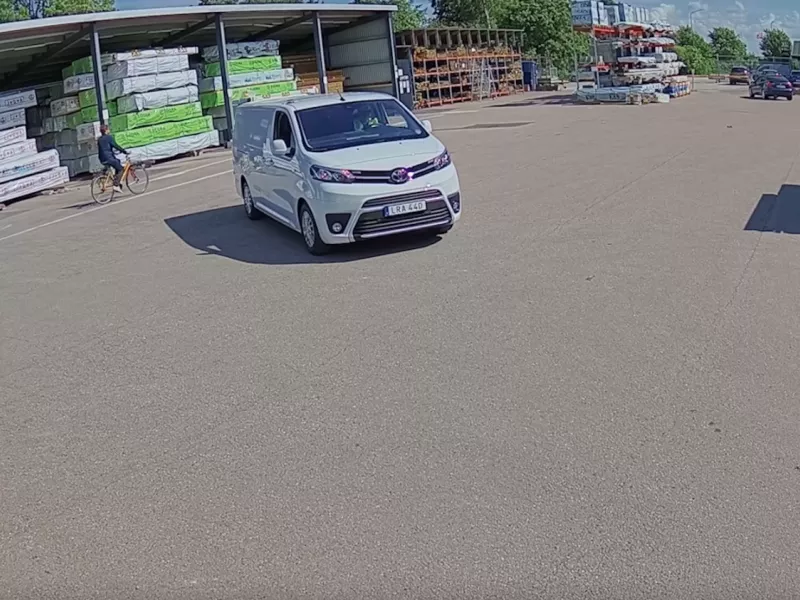 AXIS M4225-LVE Dome Camera | Axis Communications